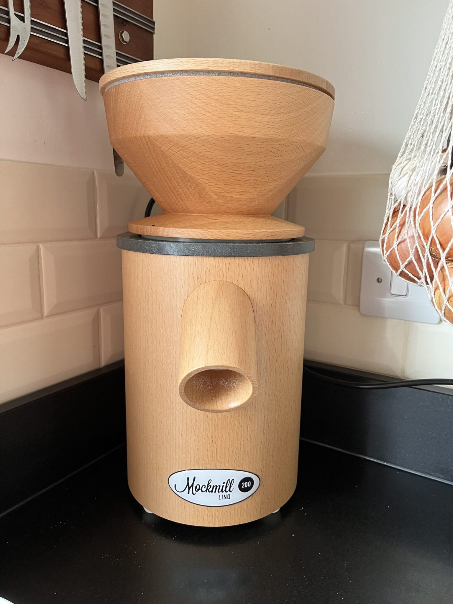 Mockmill Lino 100/200 Grain Mill Grain Mill / Grinder - DeliverDeli