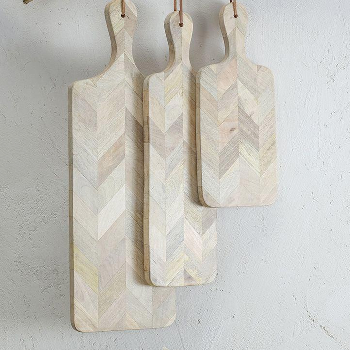 Handmade (Darassa) Stone Platter - DeliverDeli